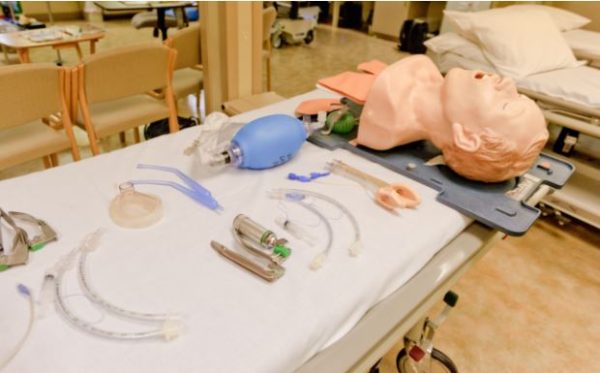Understanding the Differences Between Basic and Advanced Life Support ...